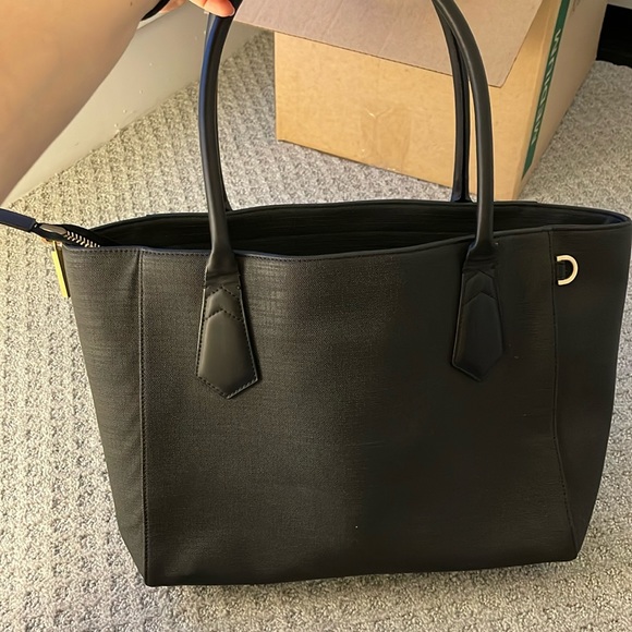 Dagne Dover | Bags | Dagne Dover Signature Leather Tote | Poshmark
